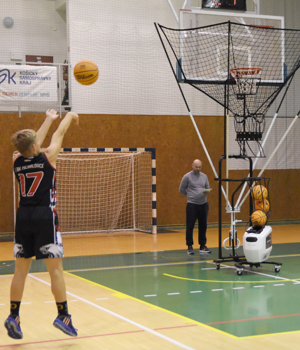 Dynamic Dimes – Basketball & Volleyball Machines